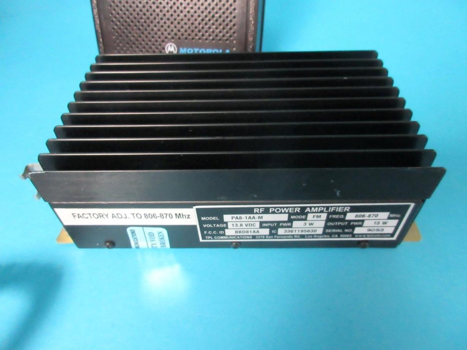 MOTOROLA XTS/MTP VEHICULAR ADAPTER NTN8560 N2001A W/ POWER AMPLIFIER ...