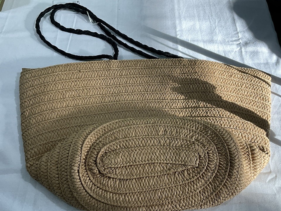 Disney Mickey & Minnie Straw/Wicker Cary All. Beach Or Vacation ...