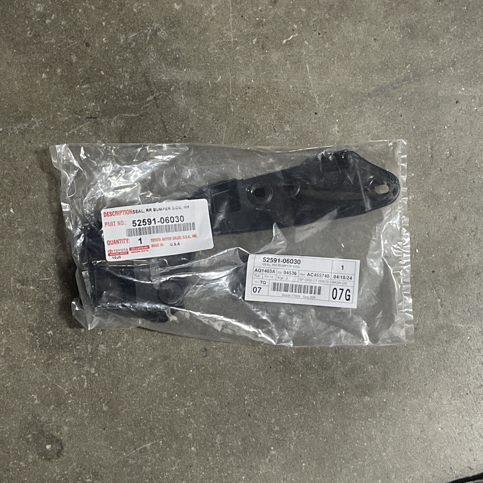 2018 - 2024 TOYOTA CAMRY REAR BUMPER RIGHT MOUNT BRACKET SUPPORT OEM ...