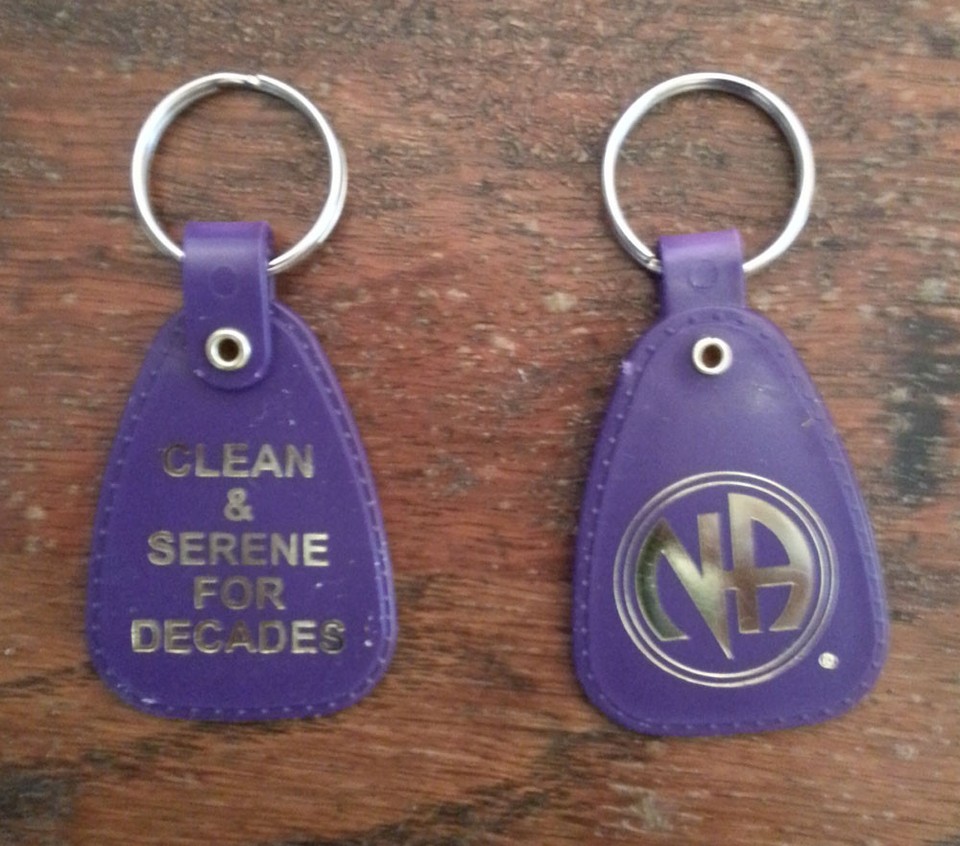 NARCOTICS ANONYMOUS - 1 PURPLE DECADES KEY TAG - 20+ yr of recovery | eBay