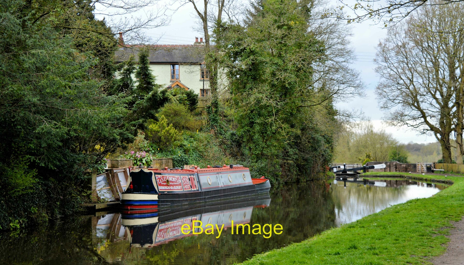 Photo 12x8 Converted working boat at Wolverley Lock Lapal No 12 - a ...