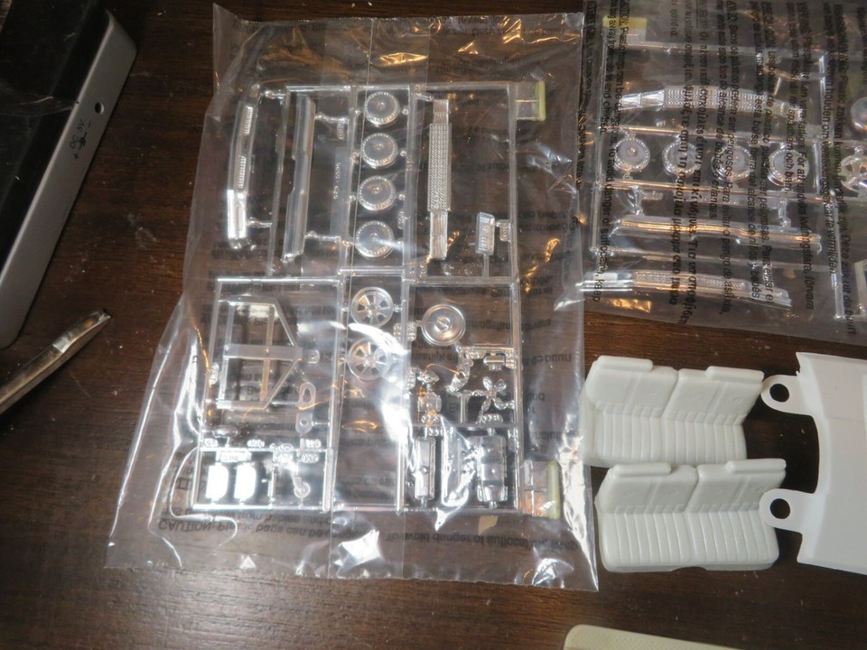 AMT 1976 Chevy Caprice Parts Lot 1/25 | eBay