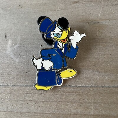 Pin 69165 DLR The Haunted Mansion Collection 2009 Donald Duck as ...