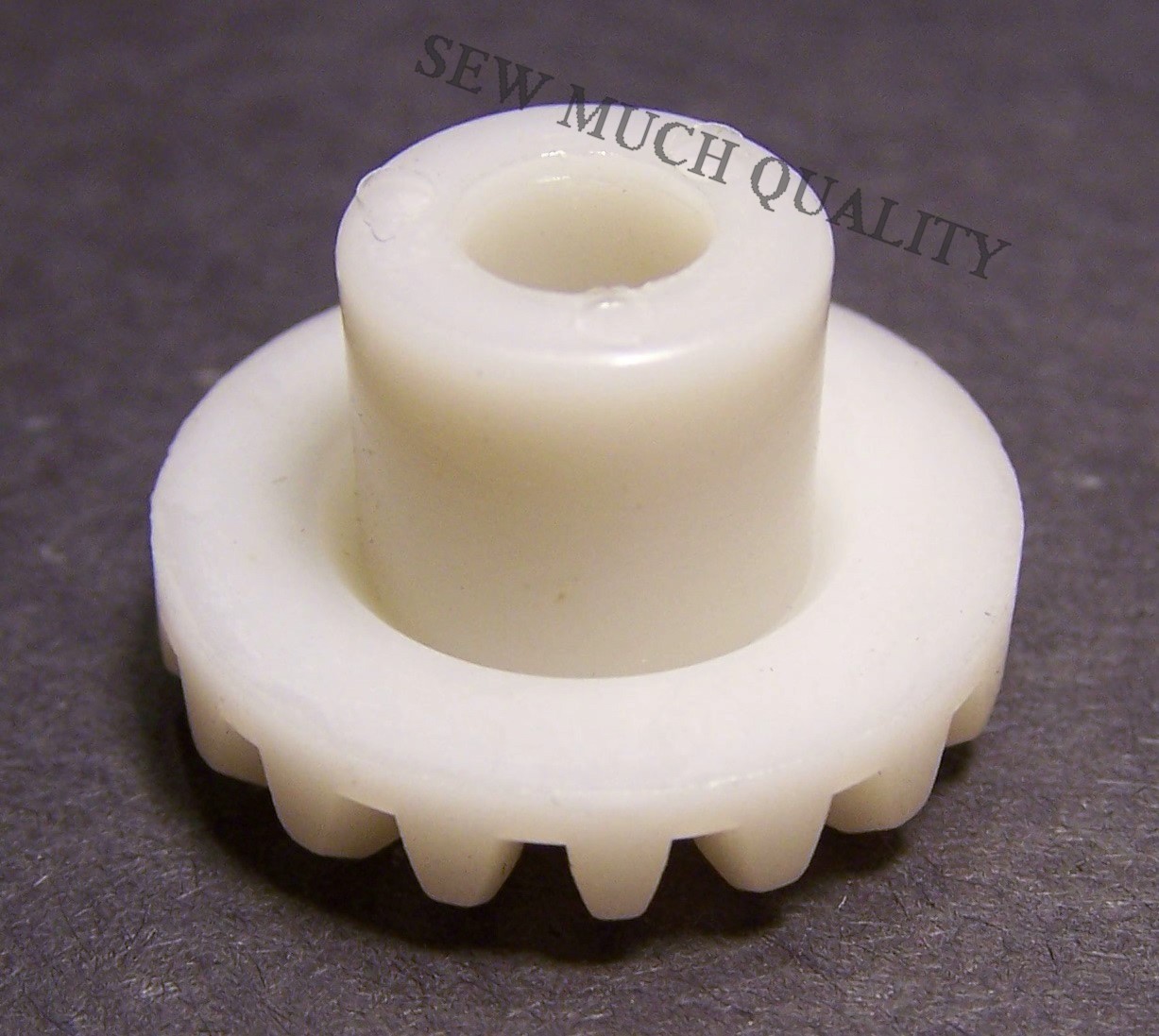 GEAR Hook Drive Shaft Bevel Singer 6184 7100 7102 7104 7105 7106 7108 ...