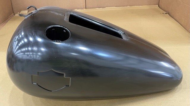 C45 2008 OEM Harley FXCWC Softail Rocker Gas Tank Fuel Deuce Pump ...