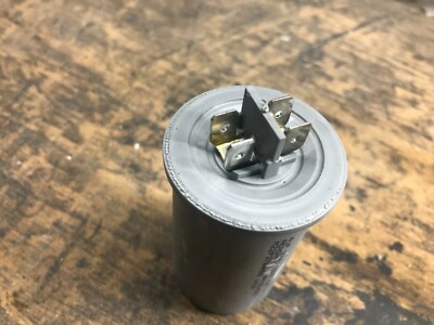 10 Qty AEROMET Capacitor M22P3704M00,4MFD 370V 60HZ NEW SURPLUS PLASTIC ...