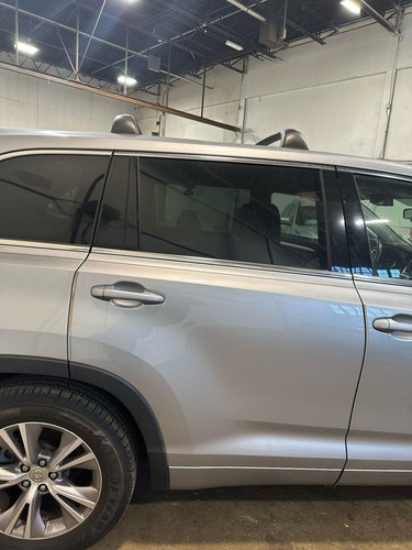 (LOCAL PICKUP ONLY) 14 15 16 17 18 19 TOYOTA HIGHLANDER Rear Door Right ...
