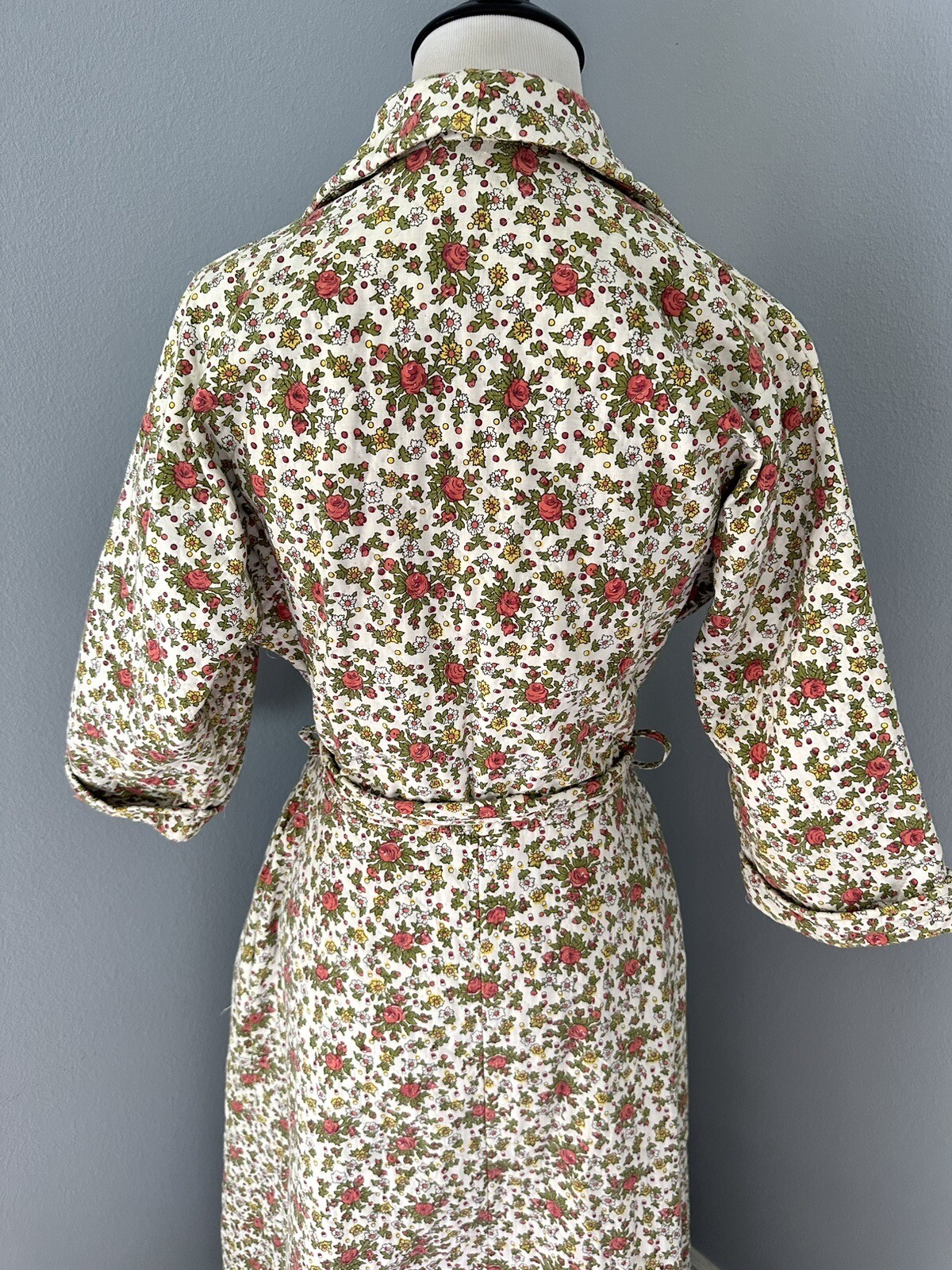 Vintage 70s Cottage Core Quilted Robe Button & Zip Fr… - Gem