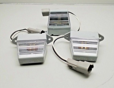 NEW PETERSON MFG M439 LIC LIGHT LOT OF 3 | eBay