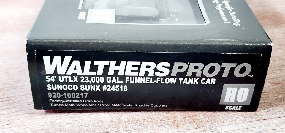 Walthers HO Scale 54' 23,000 Gallon Funnel-Flow Tank Car Sunoco 24518 ...