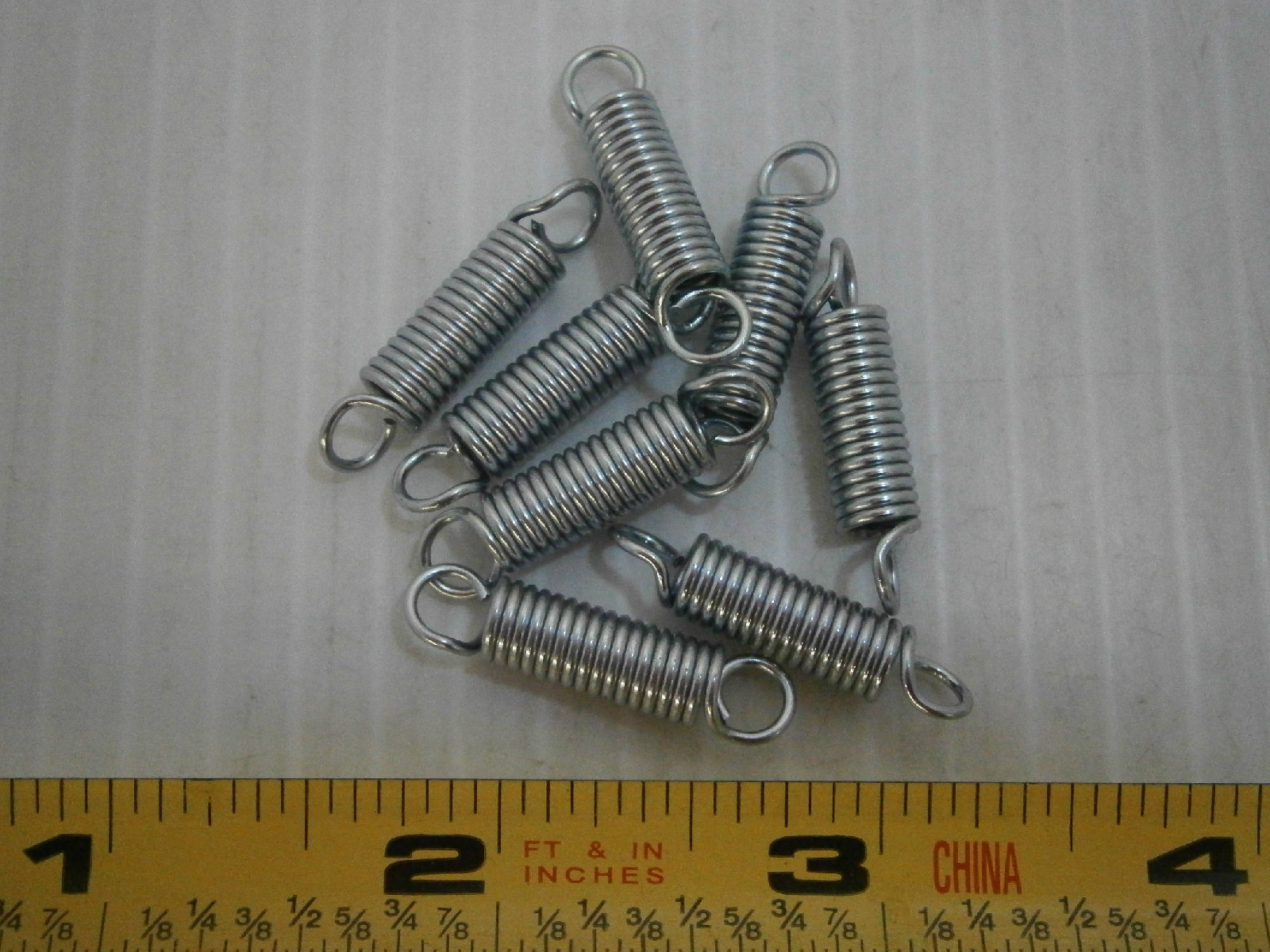 Associated Spring E0240-037-1000-M Extension Spring 1.5" long lot of 8 ...