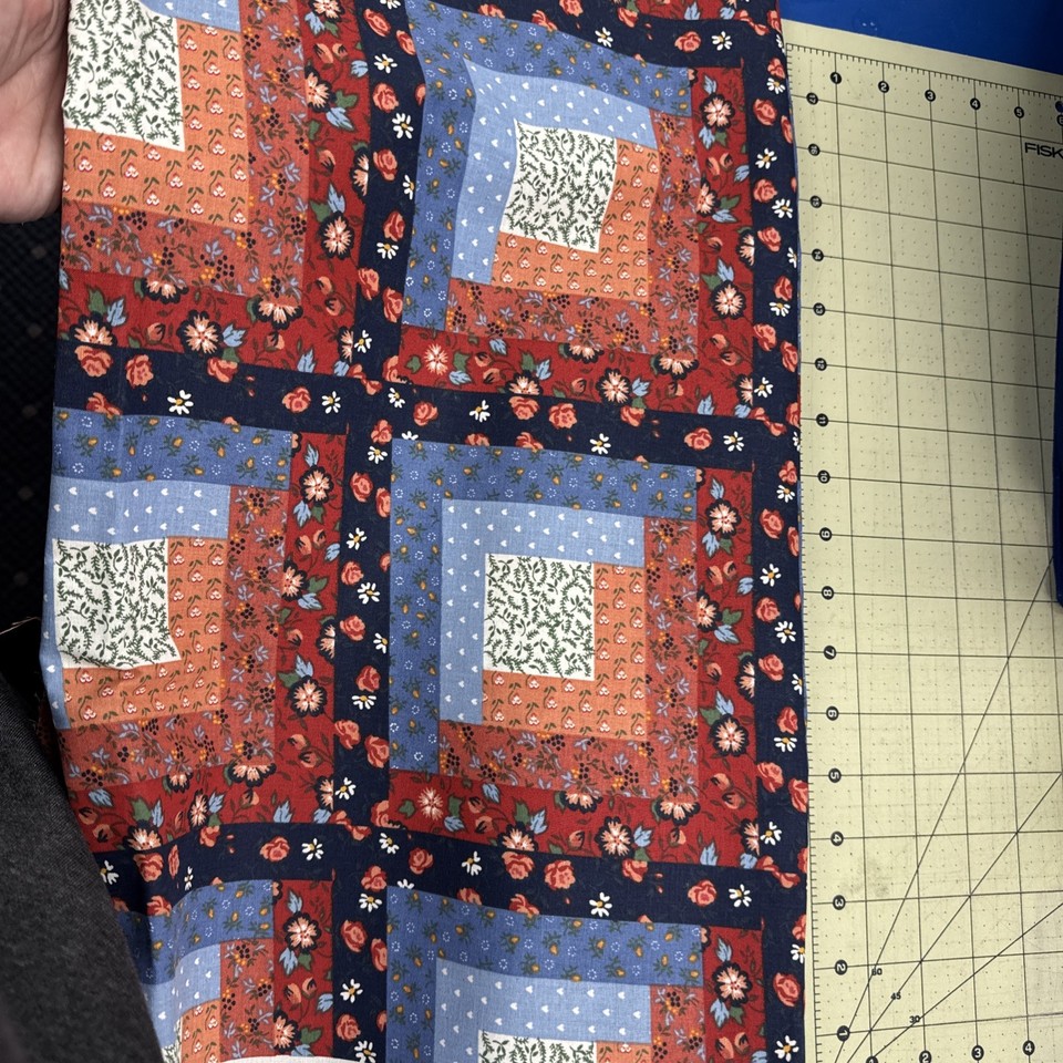 VTG `80s Log Cabin CHEATER QUILT Blocks in Shades of Blue & Red 2 Yards ...