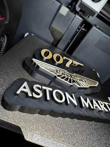 Aston Martin | James Bond | 007 | Sign / Logo Large 23cm x 18cm | Free ...