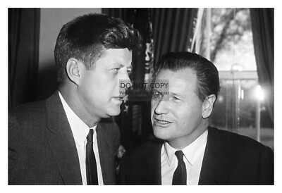 PRESIDENT JOHN. F. KENNEDY & NELSON ROCKEFELLER TALKING OVAL OFFICE 4X6 ...