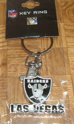 🏈 NEW NFL LAS VEGAS RAIDERS CLIP ON SILVER KEY CHAIN 🏈 GREAT GIFT IDEA ...