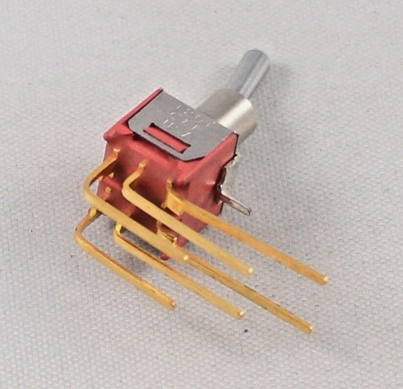 C&K T201LH9AVBE DPDT On/On Right Angle, PCB Mount, 0.4VA Toggle Switch ...