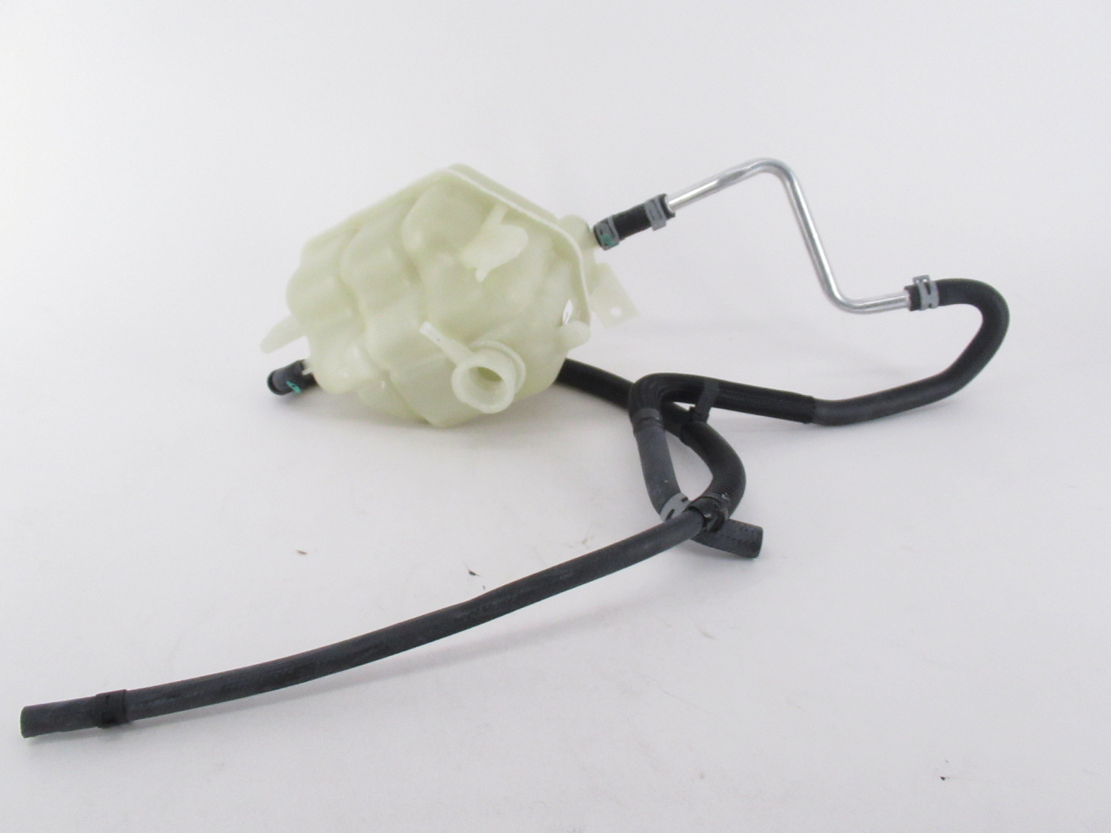 Genuine Nissan 21710-ZL01A Coolant Expansion Tank 09-19 Frontier 05-15 ...