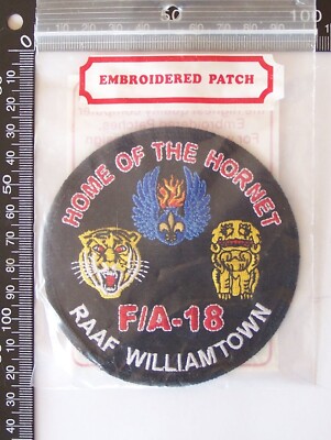 VINTAGE RAAF WILLIAMTOWN F/A-18 HORNET SOUVENIR EMBROIDERED PATCH CLOTH ...