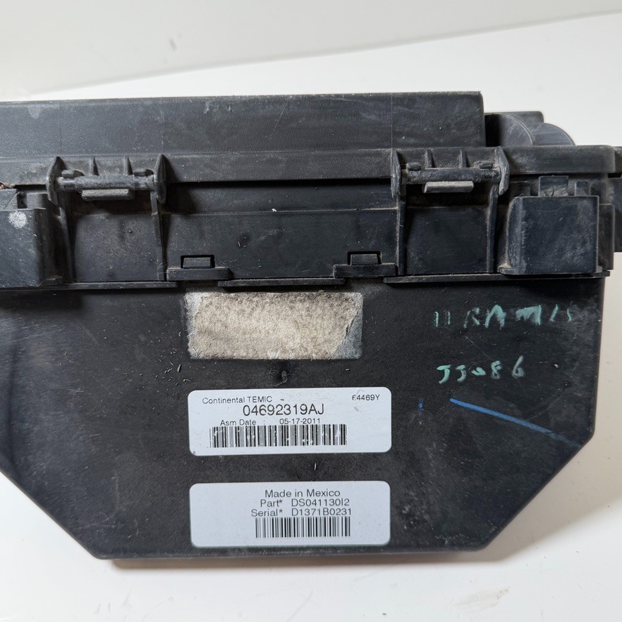 2011 DODGE RAM 1500 TOTALLY INTEGRATED POWER MODULE TIPM FUSE BOX OEM ...