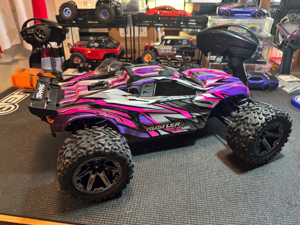 BEAUTIFUL CONDITION!!! Traxxas 4x4 ultimate Rustler. | eBay
