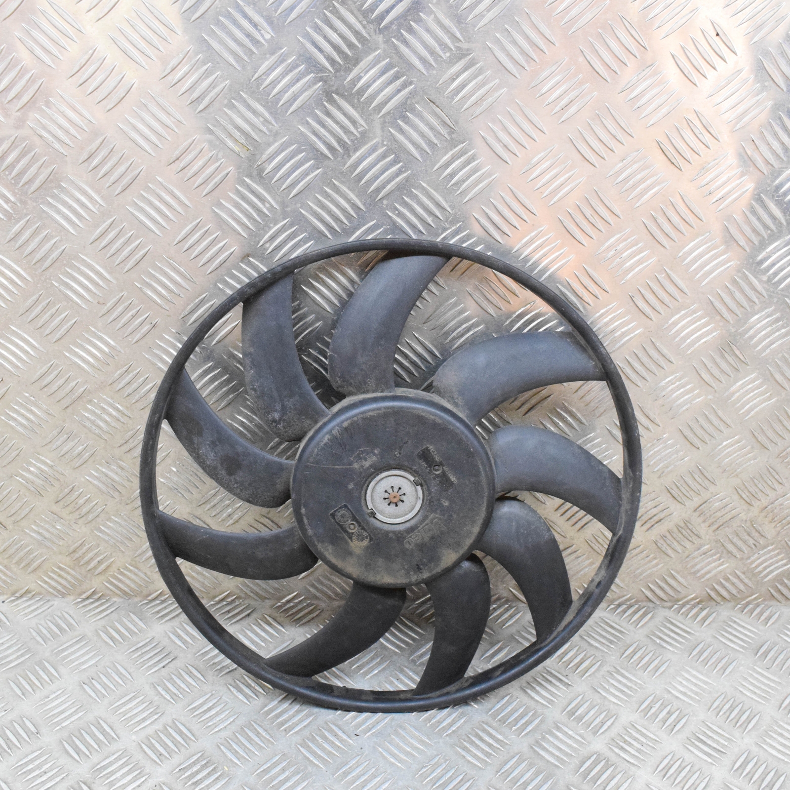 AUDI Q3 8U Diffuser Fan A10111406F M160982 2.0 Diesel 130kw 2013 | eBay