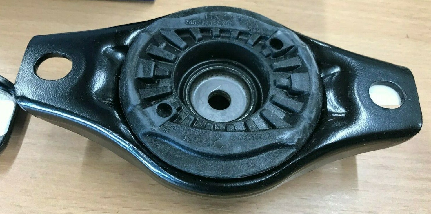 GENUINE VOLVO REAR SHOCK ABSORBER TOP MOUNTS 31429386 PAIR V60 XC60 ...