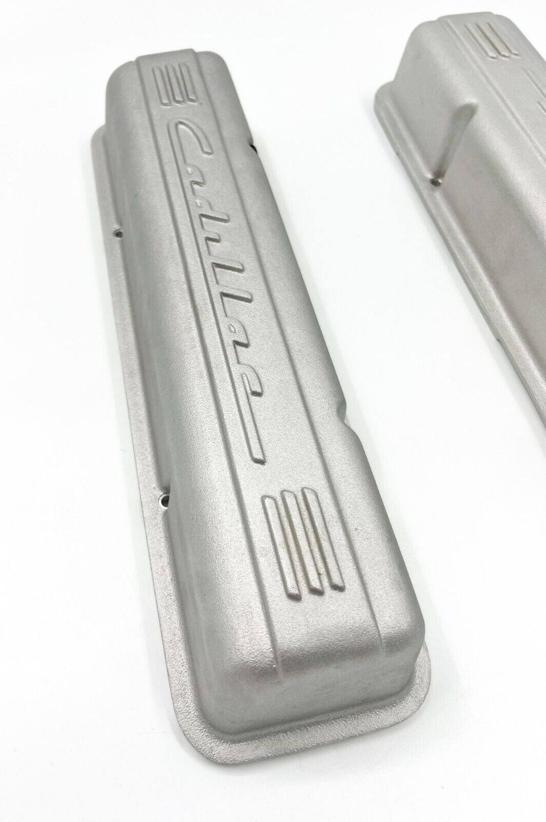 Cast Finned "Cadillac" Script Valve Covers For Small Block Chevy SBC w ...