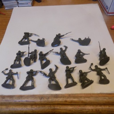 TSSD lot of Army soldiers 54-60 mm soft plastic | eBay