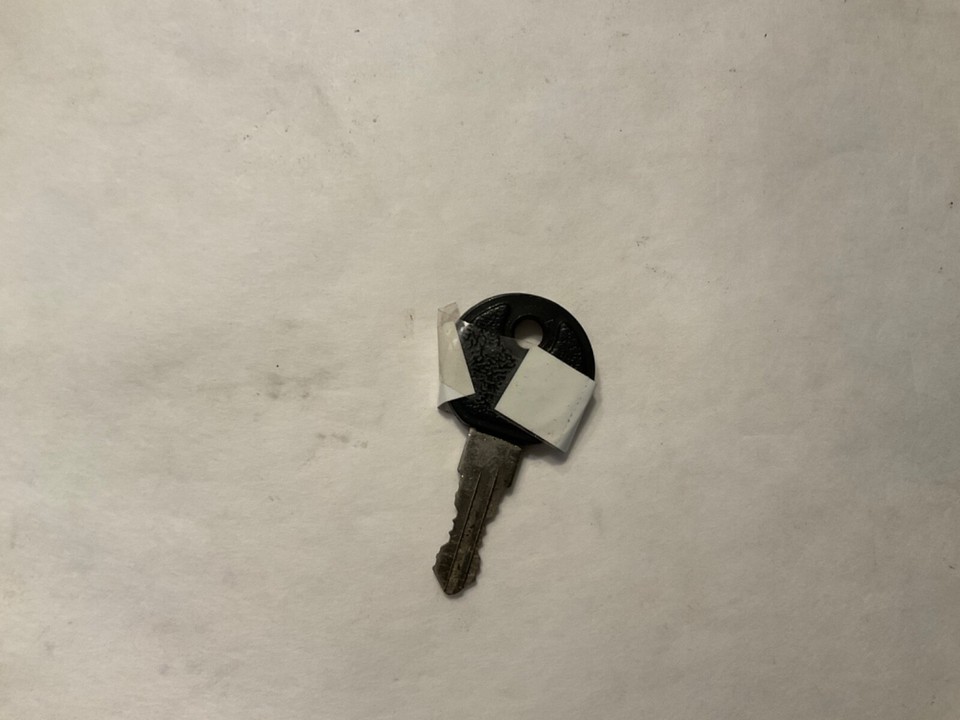 Pre Cut RV Trailer Camper Key Code A806. Key in great condition. Used ...