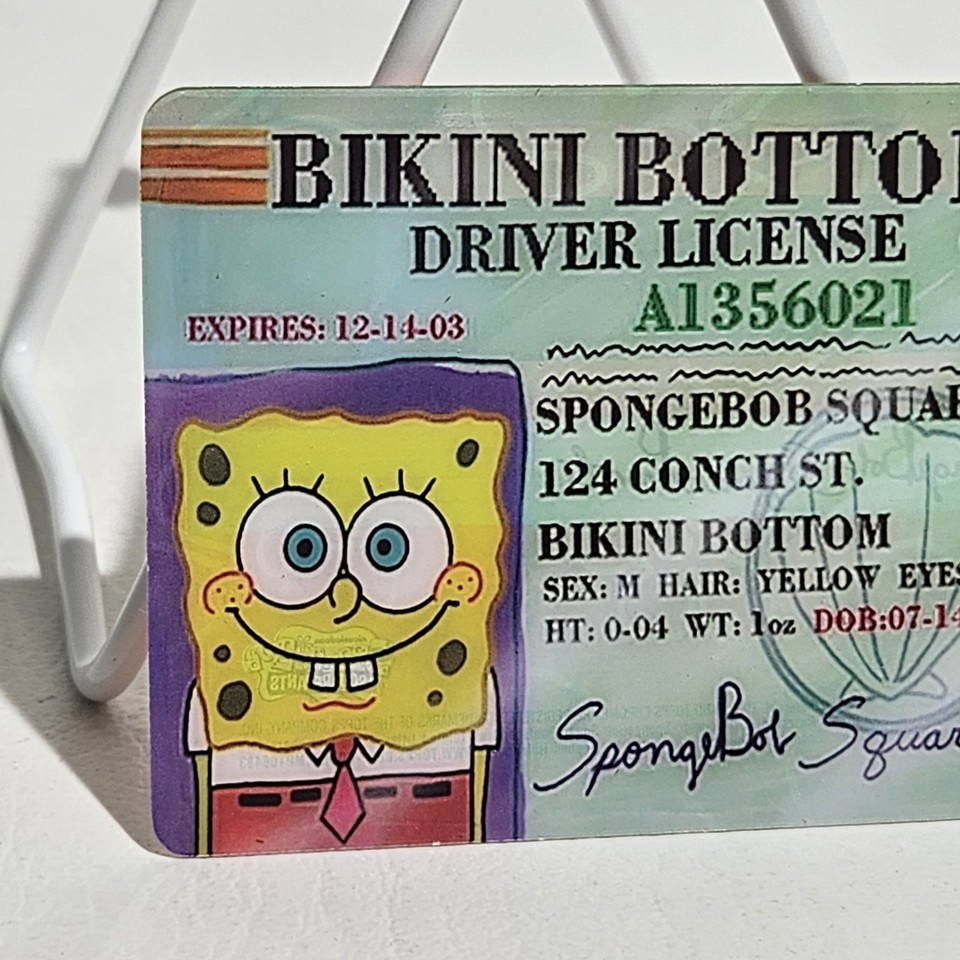 2025 Topps Chrome SpongeBob Squarepants Wallet Bikini Bottom Driver ...