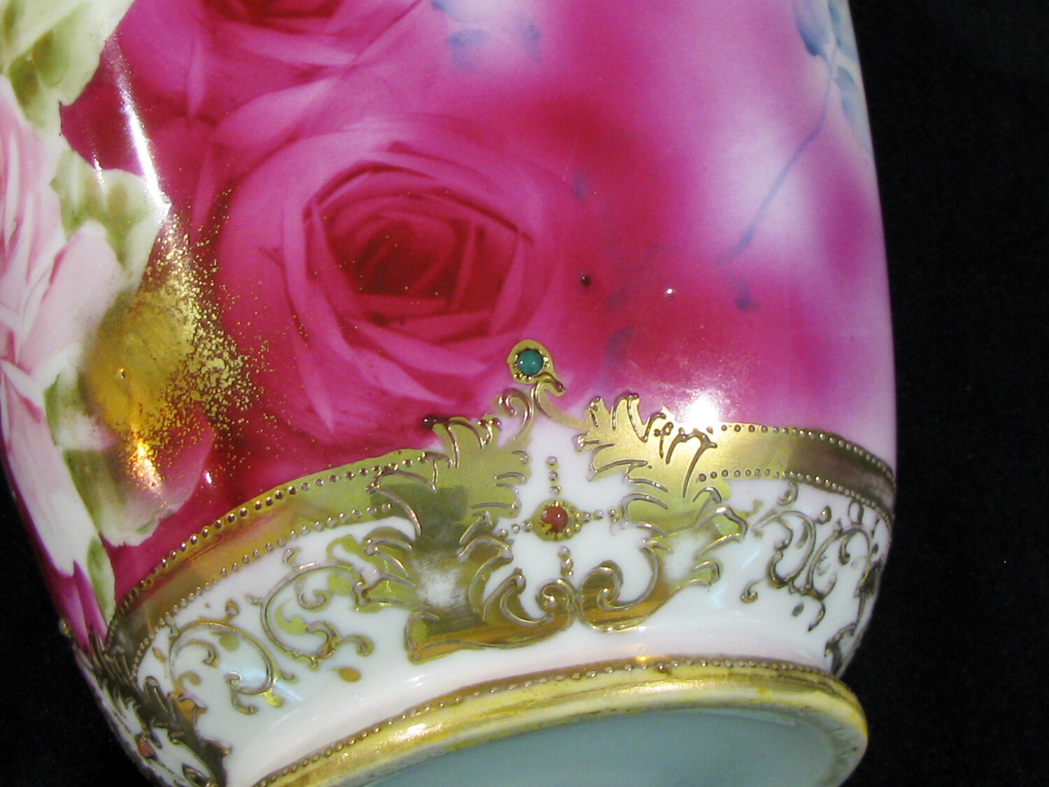 OLD NIPPON HAND PAINTED ROSES VASE WITH GOLD MORIAGE & JEWELS - 8 1/4 ...