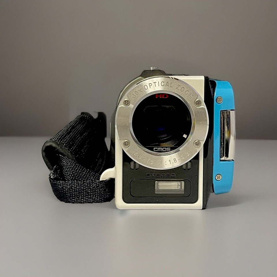 SANYO Xacti VPC-WH1 Waterproof Camcorder Video Camera And Pictures 30X ...