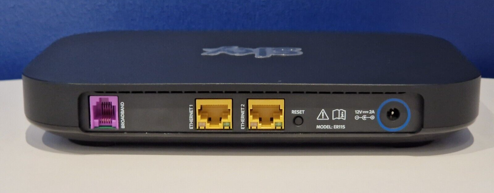 Sky Q Hub ER115 Wireless Router - Black - Used with leads but no filter ...