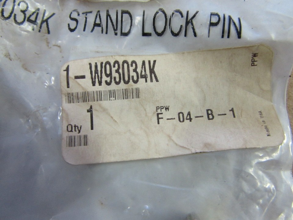 GENUINE WESTERN SNOW PLOW STAND LOCK PIN PART 93034K | eBay