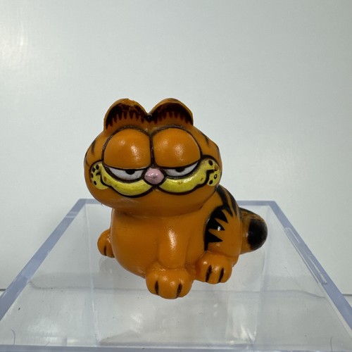 Vintage Garfield 2" PVC United Feature Syndicate 1978 1981 Collectible ...