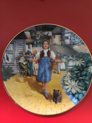 Knowles 1991 Wizard of OZ Dorothy- Follow the Yellow Brick Road -by ...