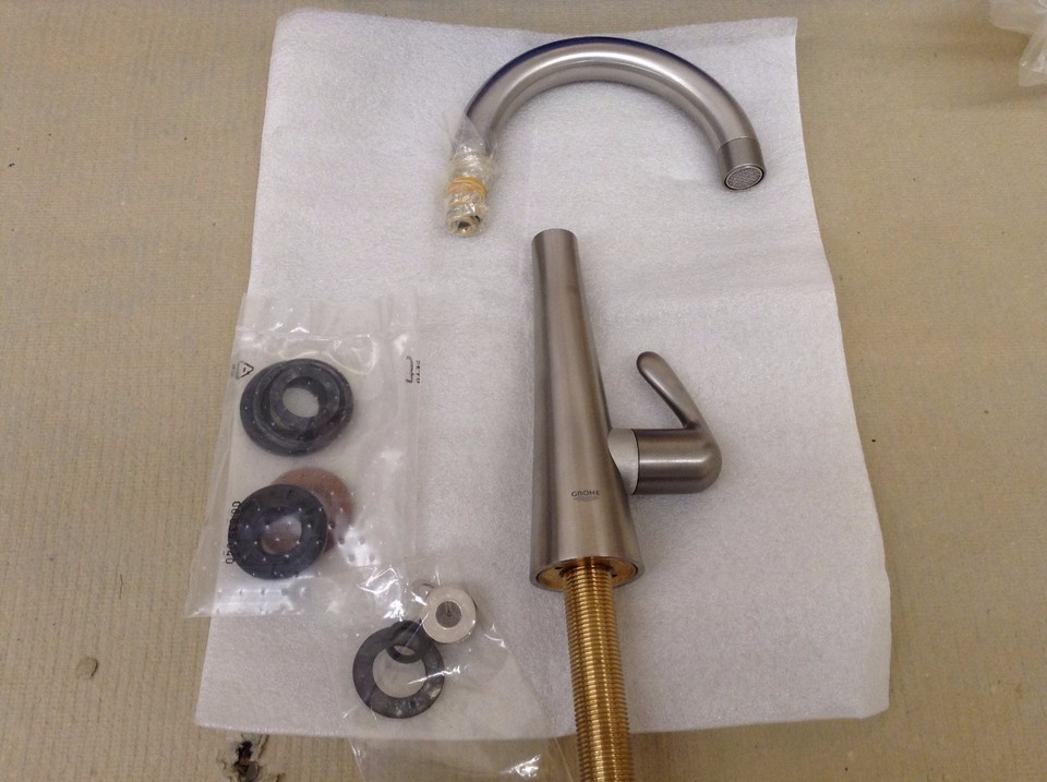 Grohe Ladylux Single Hole BASIN/PILAR TAP Faucet 30026SD0 Stainless ...