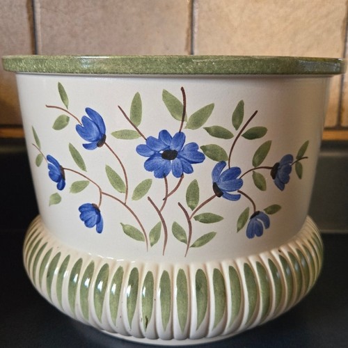 Red Wing Ribbed Blue Floral Bachelor Button Jardiniere Planter Pot #208 ...
