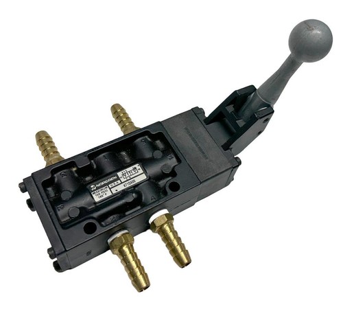 Norgren K71DA00 Pneumatic Control Valve w/ Handle & Nozzles 150 PSIG ...