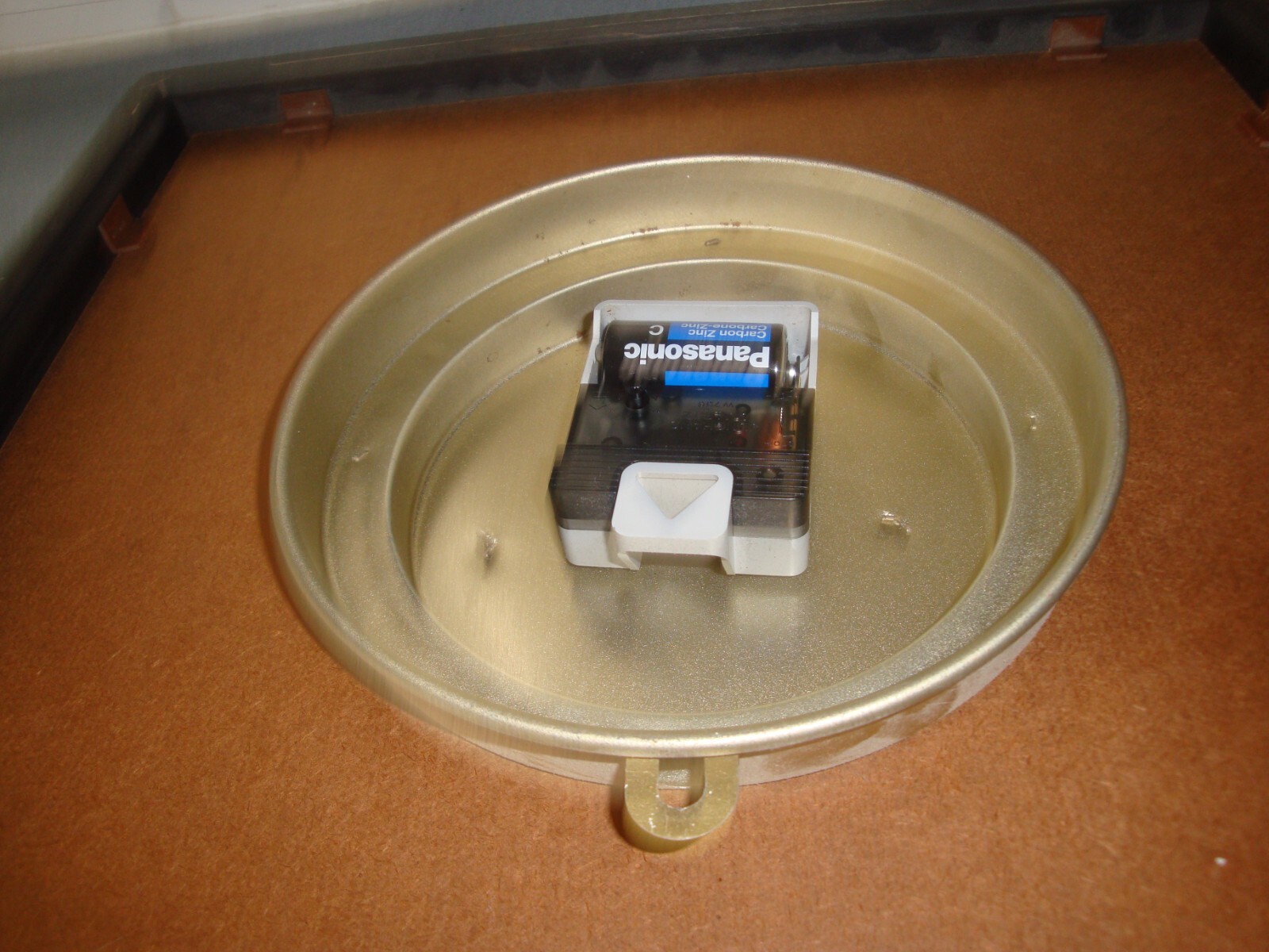 VINTAGE VERICHRON SQUARE LARGE WALL CLOCK QUART MOVEMENT WORKS GREAT 17 ...