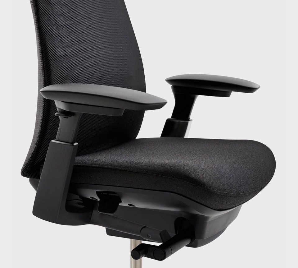 Haworth Fern Task / Executive Chair 121-9640 *Black Leather Seat w ...