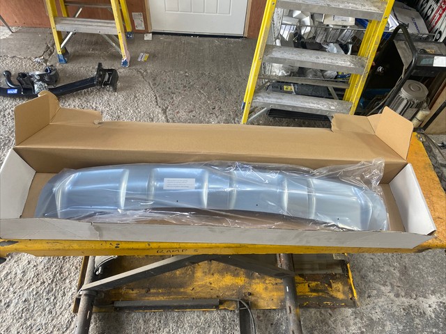 NEW GENUINE KIA SPORTAGE 2011- FRONT BUMPER SKID PLATE SKIRT TRIM ...