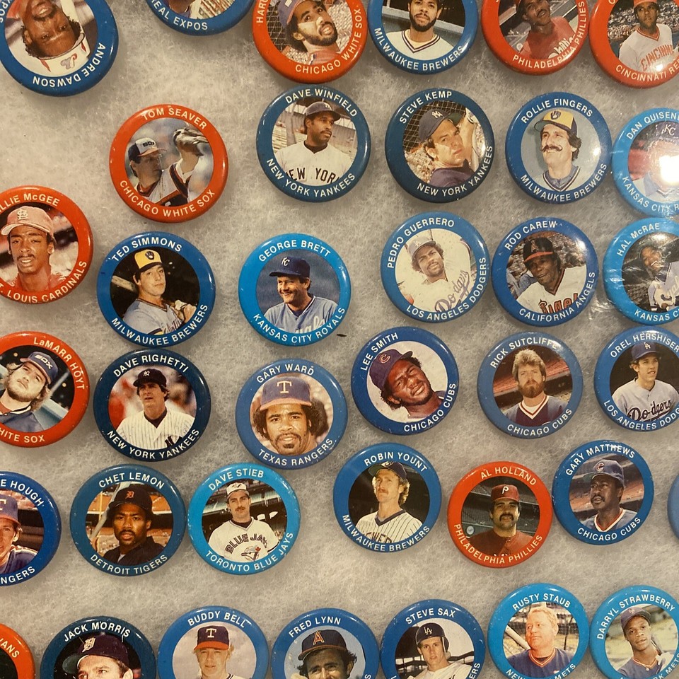 Vintage Lot Of ( 108) 1984 MLB Pins With Case Pete Rose, Strawberry ...