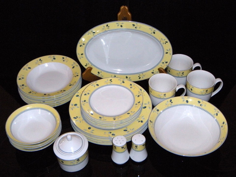 ROYAL DOULTON Blueberry Dinnerware | eBay