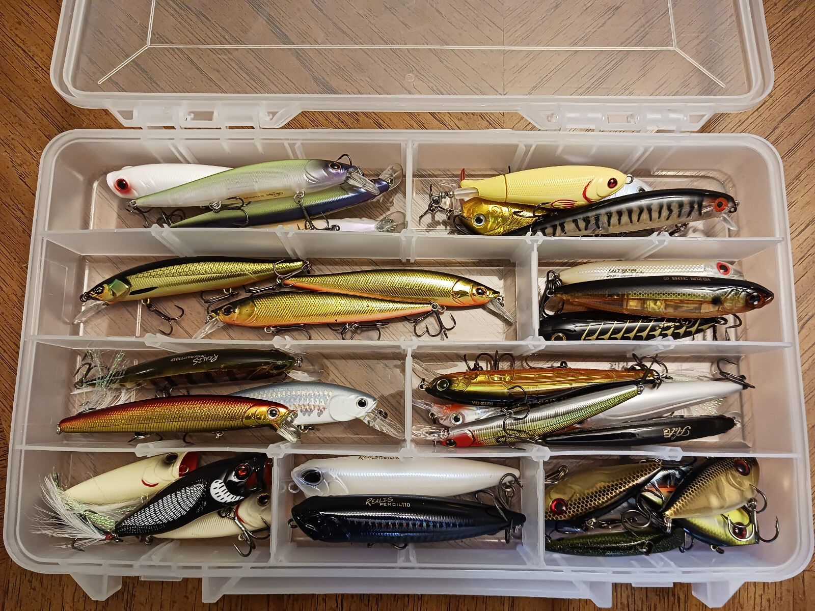 Fishing Lures Lot of 32! Jerkbaits, Topwaters, Berkley, Duo Realis ...