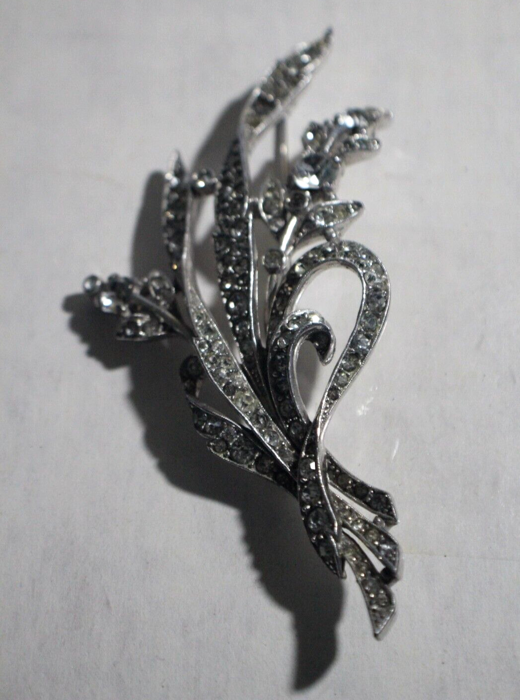 1940s Wonderful TRIFARI Alfred Philippe Brooch Pat#12… - Gem