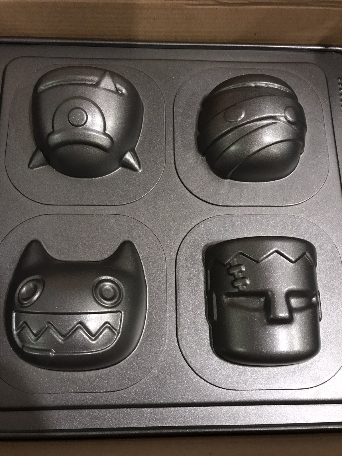 Halloween 3D Monster Cake Pan By Bradshaw Good Cook, Makes 4 Cute Cakes ...