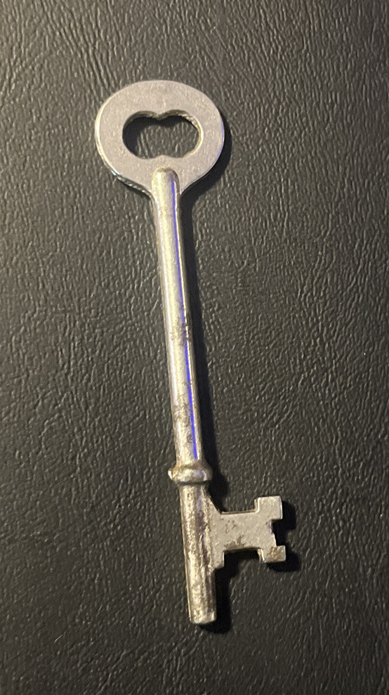 Vintage Germany Skeleton Key 3” Long- Closed Barrel-Stamped Germany | eBay