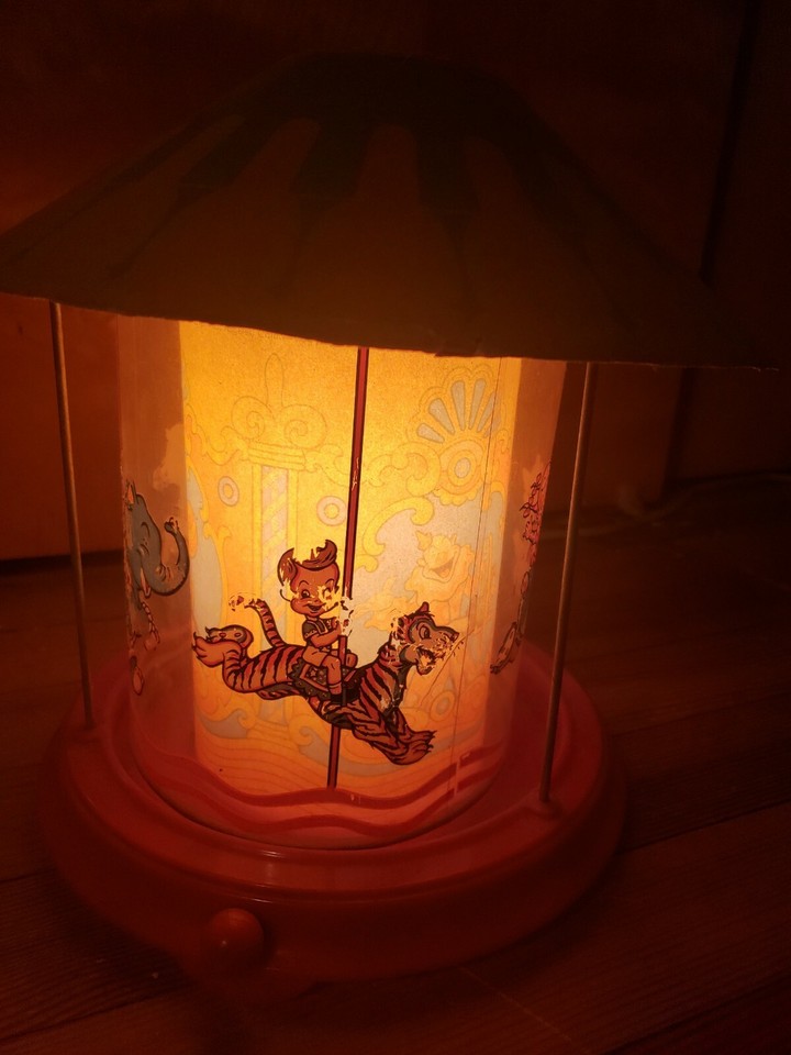 RARE Vintage 1948 Red Econolite Merry Go Round Lamp #309 HARD TO FIND ...