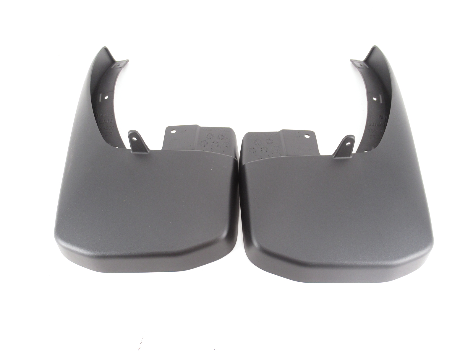 Genuine Nissan 999J2-B600004 Rear Splash Guard Mud Flap Set 2005-2019 ...